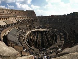 L"attico' del Colosseo riapre ai turisti: vista mozzafiato sull'arena e ...