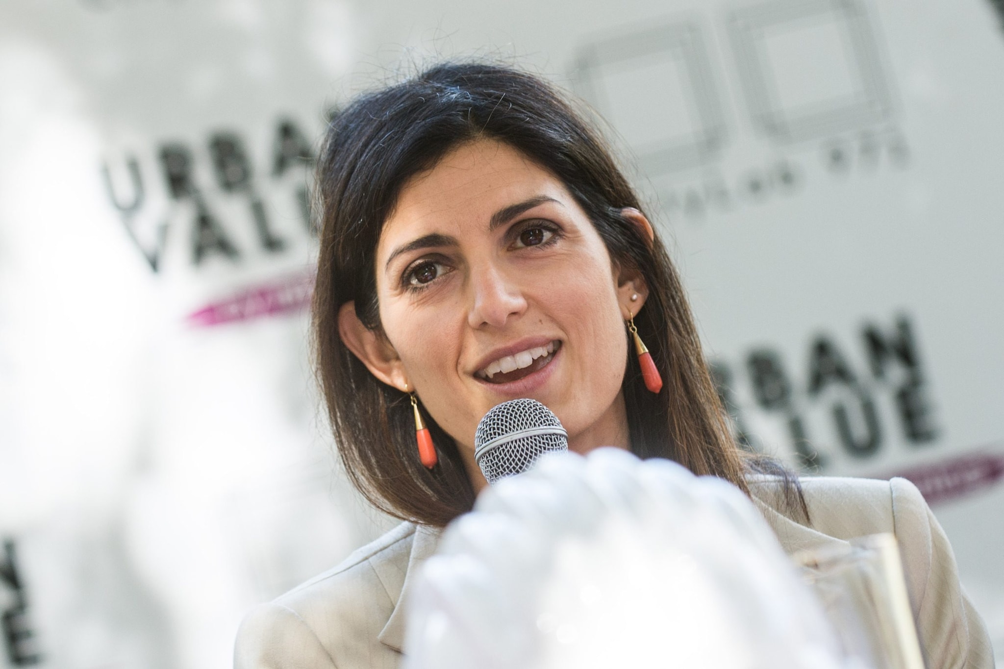 Virginia Raggi: "Roma torna a sognare, nel 2020 racconteremo una città ...