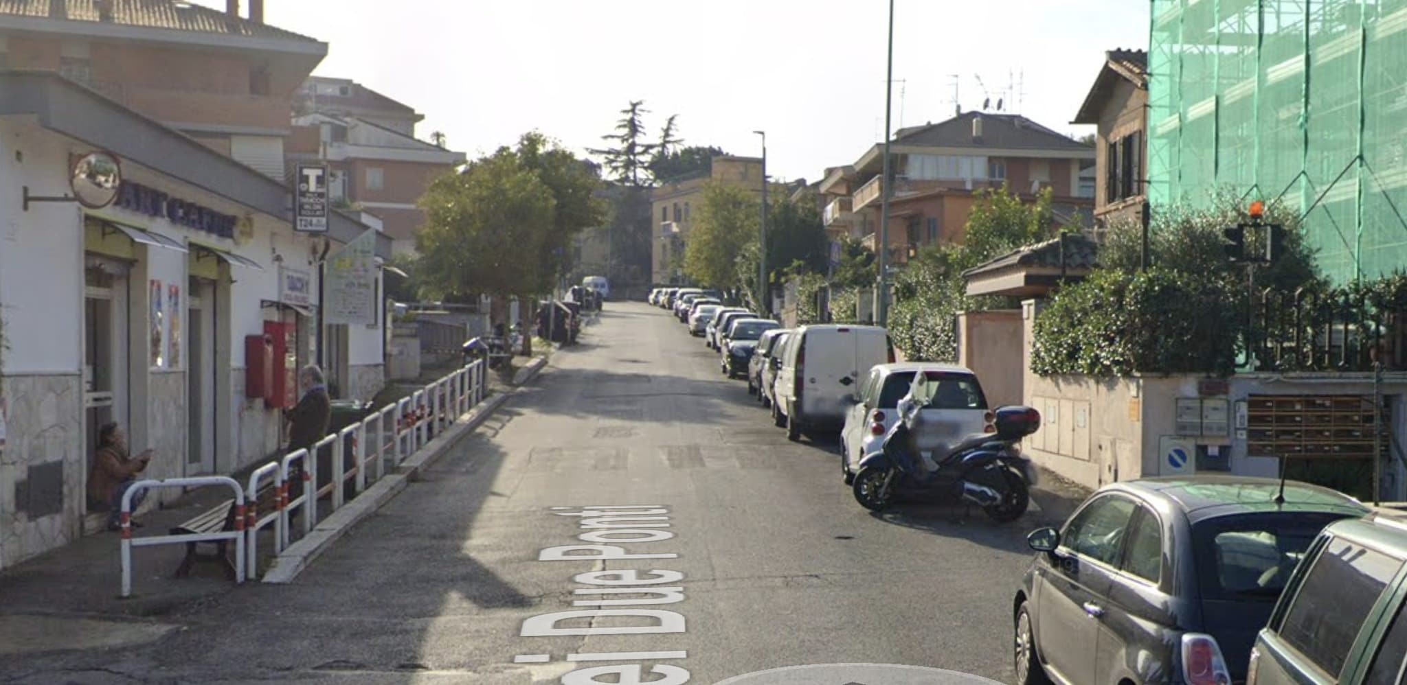 Roma, suicidio in via Due Ponti: si butta da un palazzo e muore sul ...