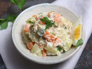 Insalata russa: la ricetta realizzata alla maniera classica