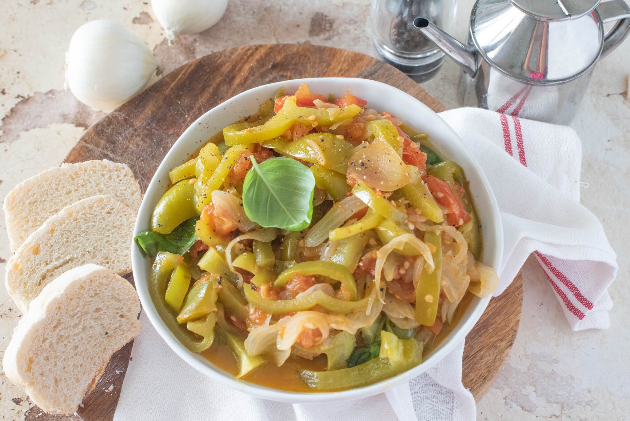 Bandiera: la ricetta della peperonata tipica umbra