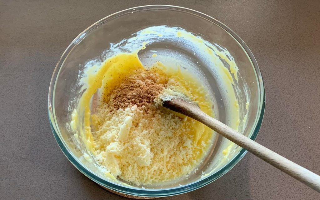 Gougéres: la ricetta di Alain Ducasse dei gustosi bignè al formaggio