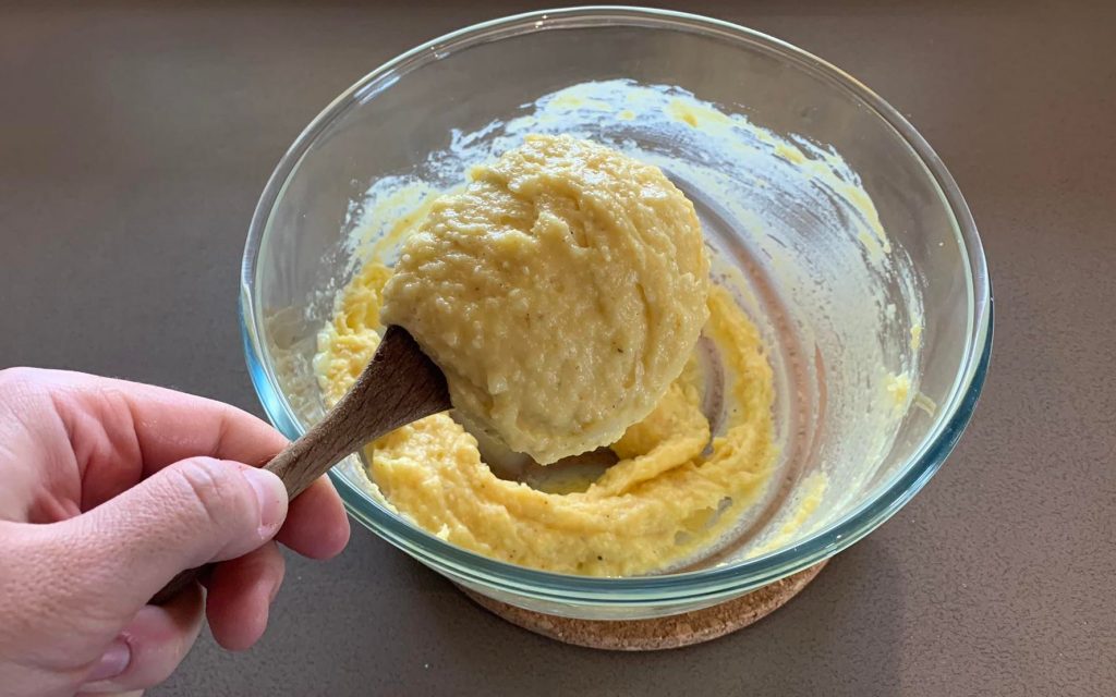 Gougéres: la ricetta di Alain Ducasse dei gustosi bignè al formaggio