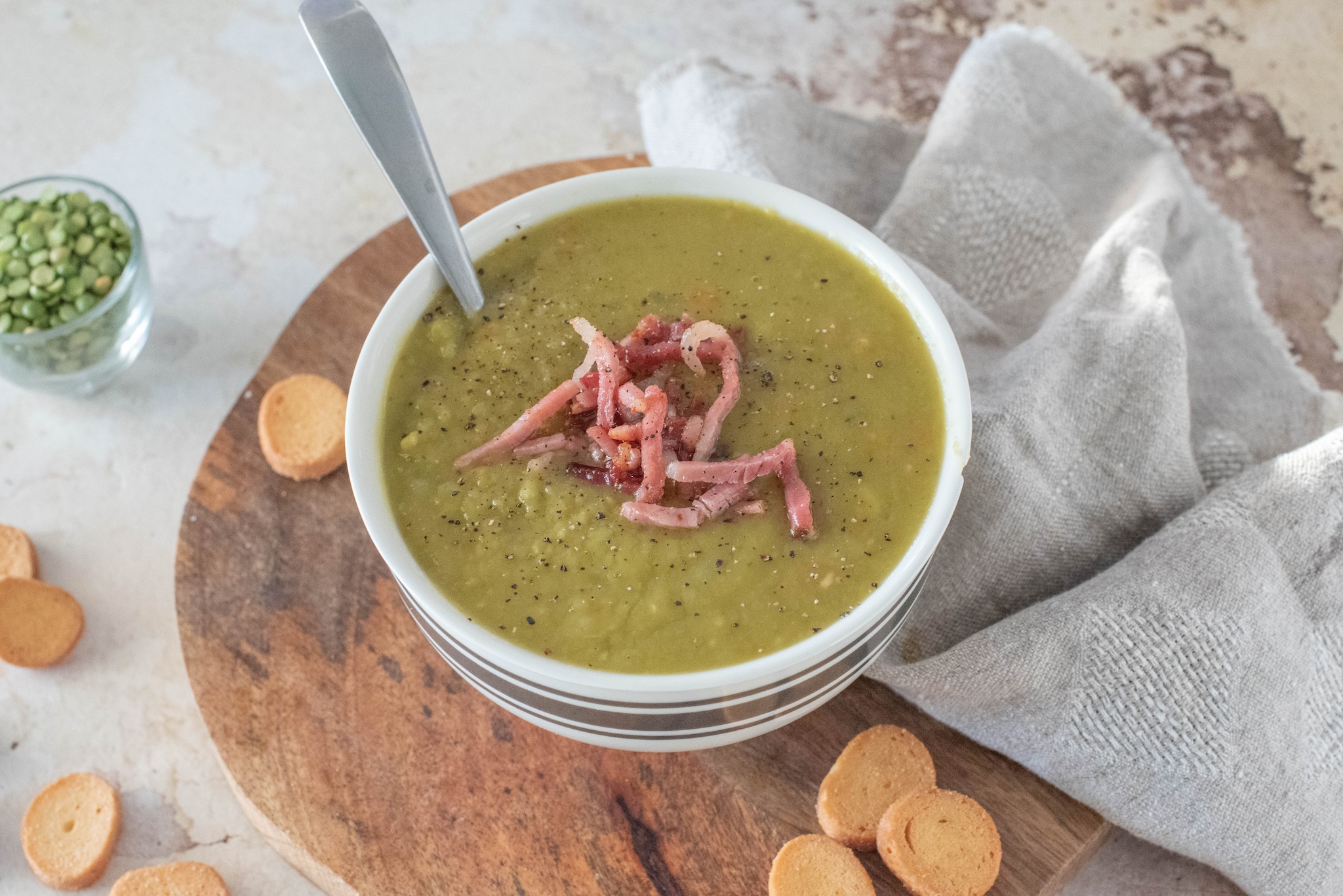 Zuppa di piselli secchi: la ricetta del comfort food semplice e gustoso