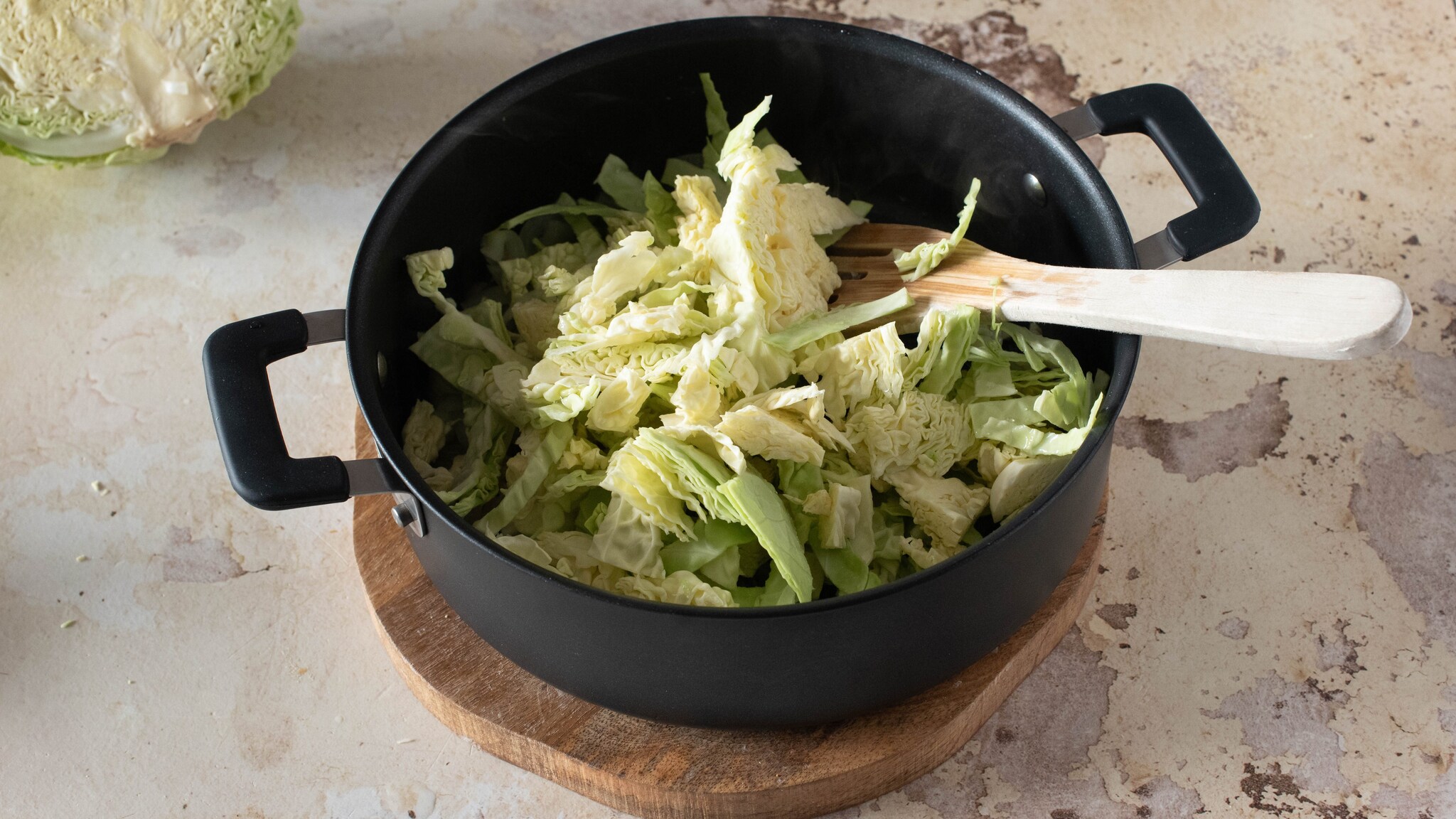 Verze sofegae: la ricetta del contorno veneto rustico e gustoso