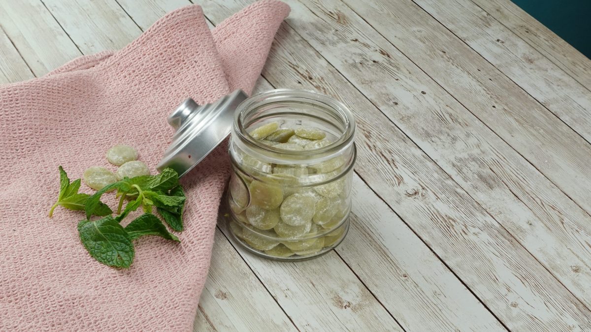 Caramelle alla menta: la ricetta facile e veloce