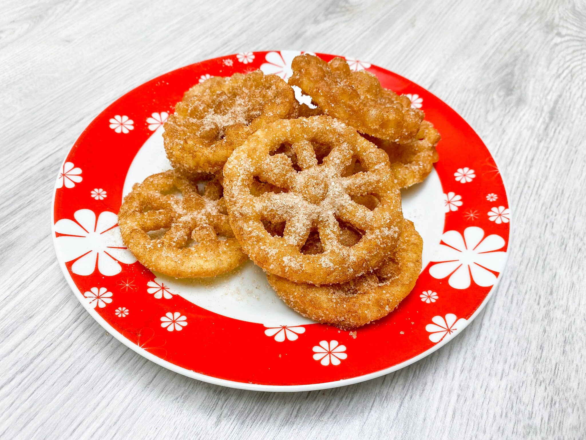 Buñuelos messicani: la ricetta delle frittelle dolci con zucchero e cannella