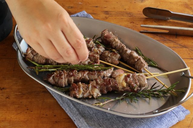 Arrosticini: la ricetta dei tipici spiedini di carne abruzzesi