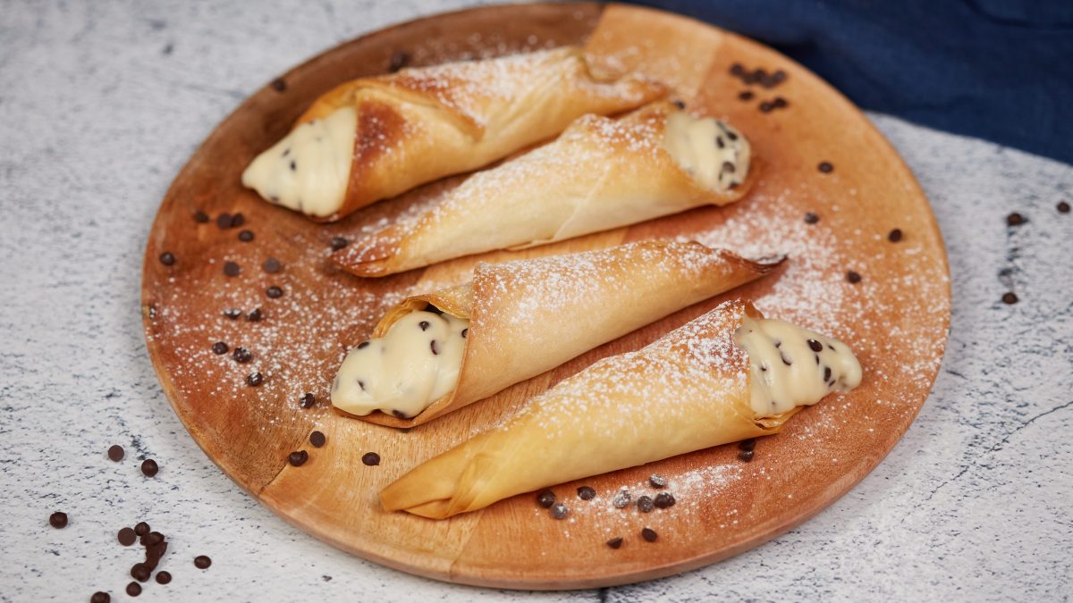 Milopitakia: la ricetta del dolcetto greco con pasta fillo e mele