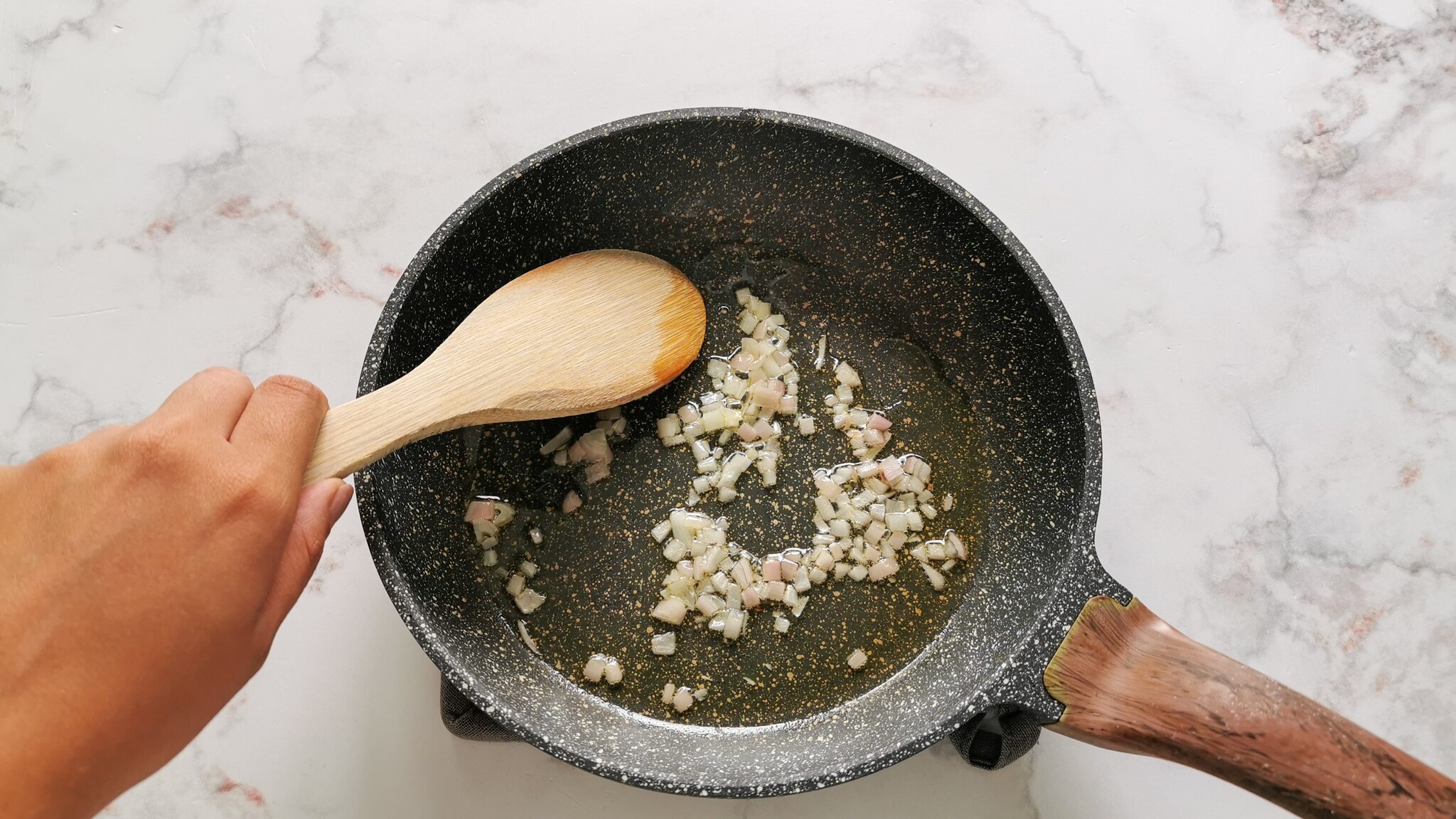 Risotto al Barolo: la ricetta del primo tipico piemontese raffinato e ...