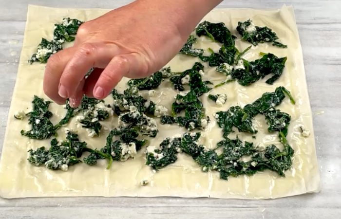 Triangolini di pasta fillo: la ricetta dell'antipasto veloce e sfizioso