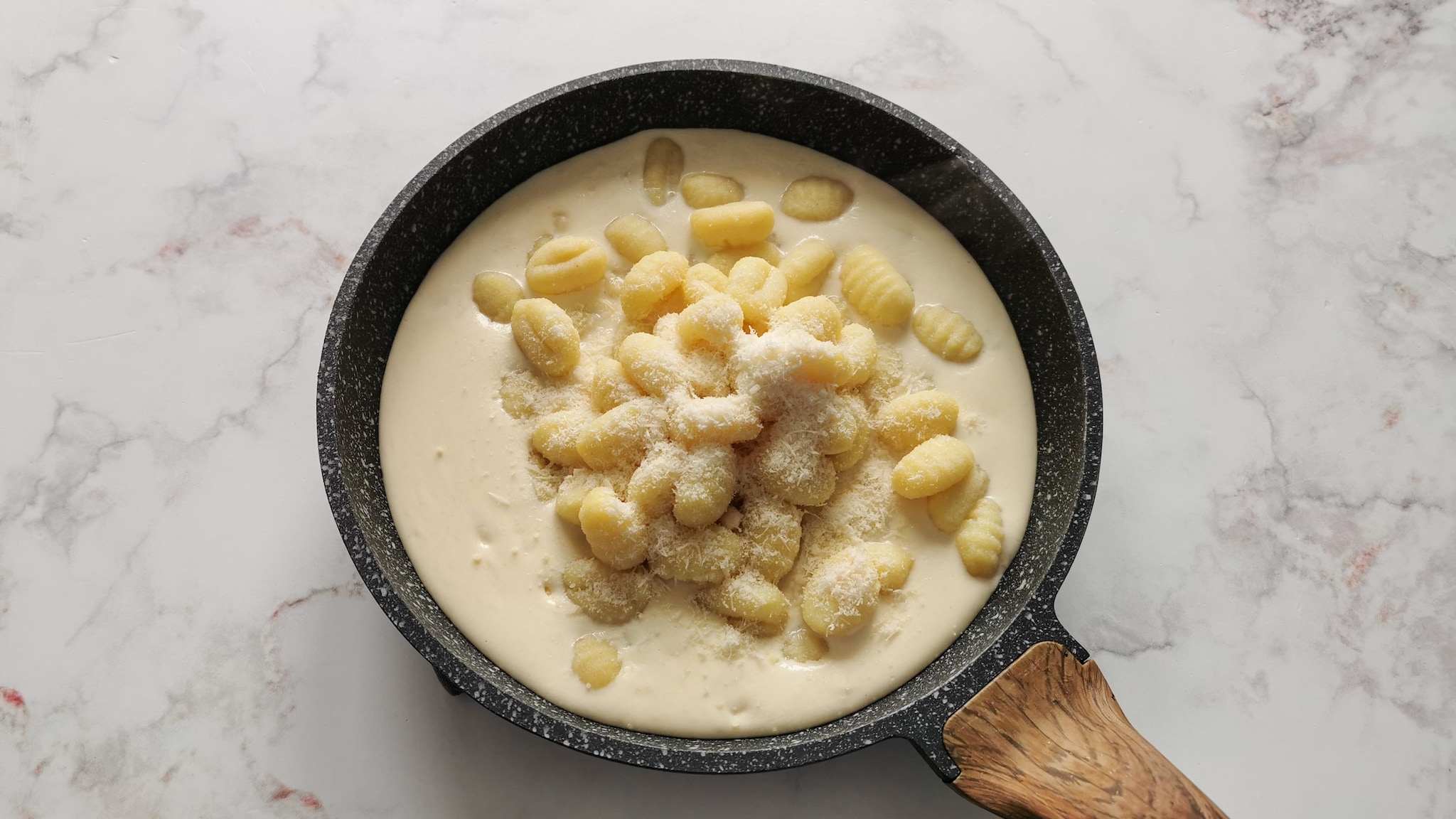 Gnocchi ai 4 formaggi: la ricetta del primo piatto cremoso e ricco di gusto