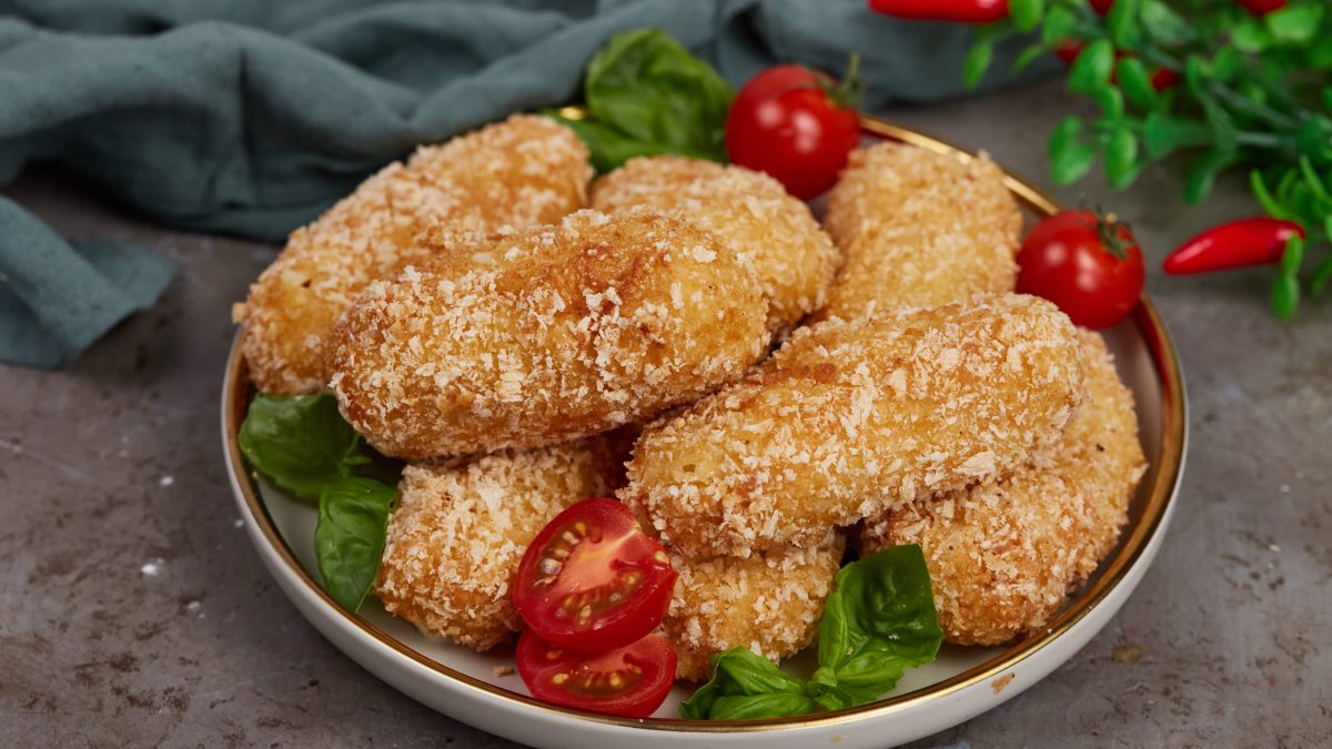 Crocchette di patate: la ricetta saporita per un antipasto irresistibile