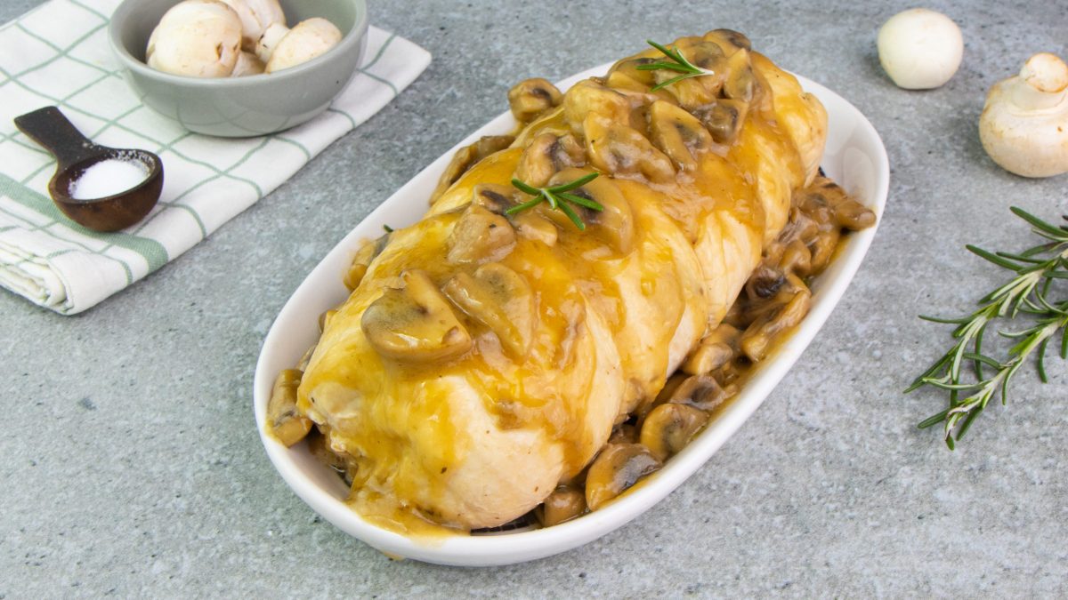 Pollo funghi e bambù: la ricetta del piatto facile e saporito