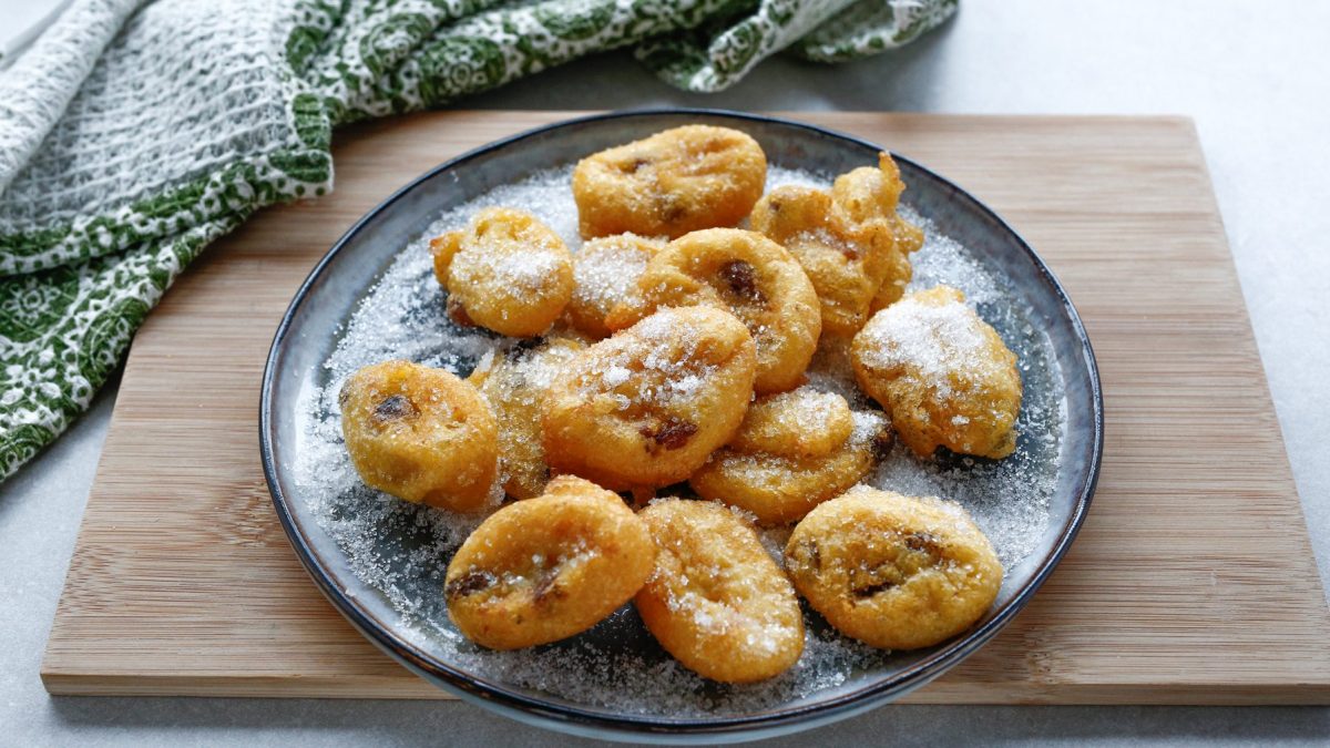 Frittelle di polenta dolci: la ricetta delle frittelle con farina di ...