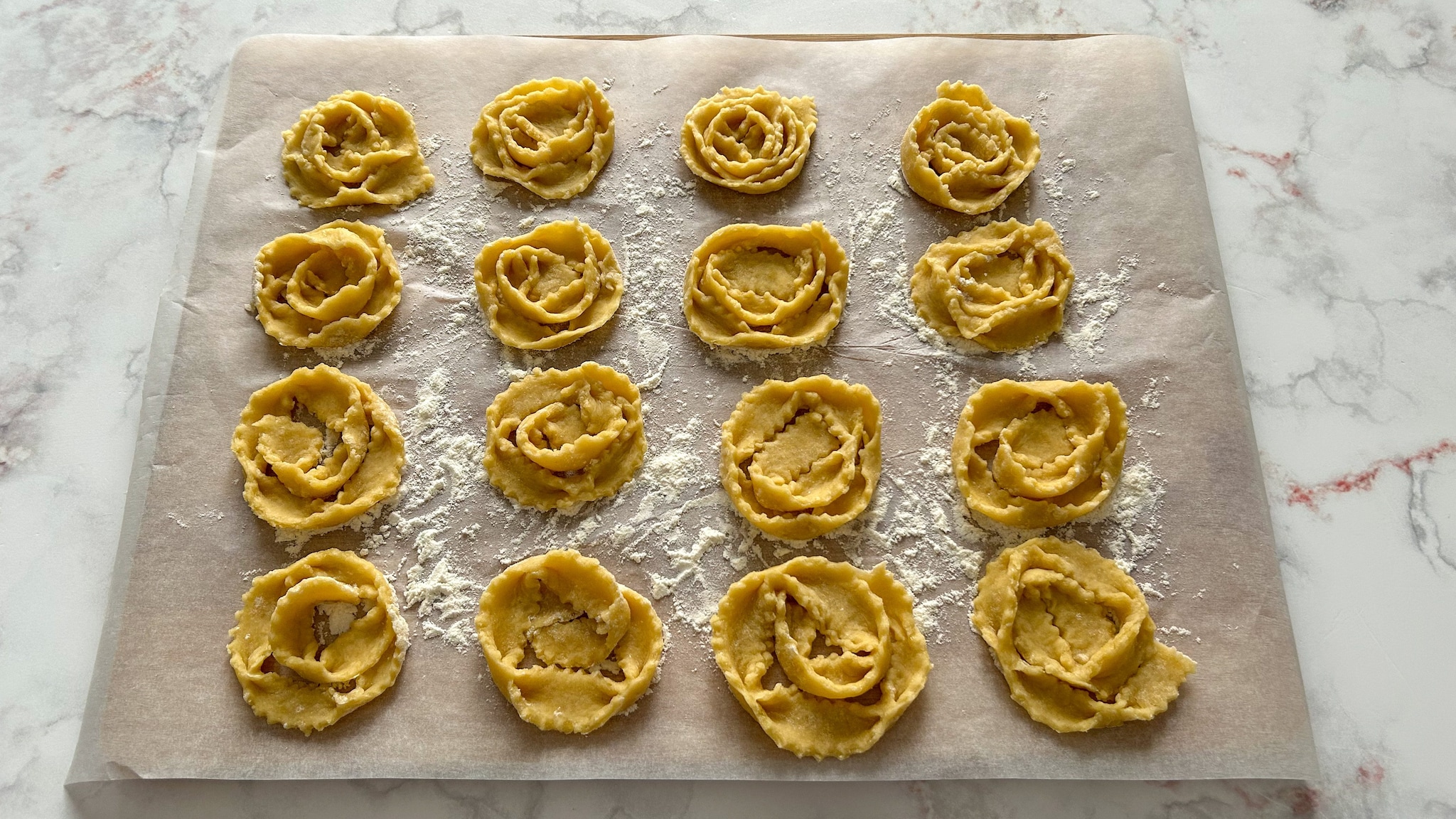 Cartellate lucane: la ricetta del dolce tipico della Basilicata