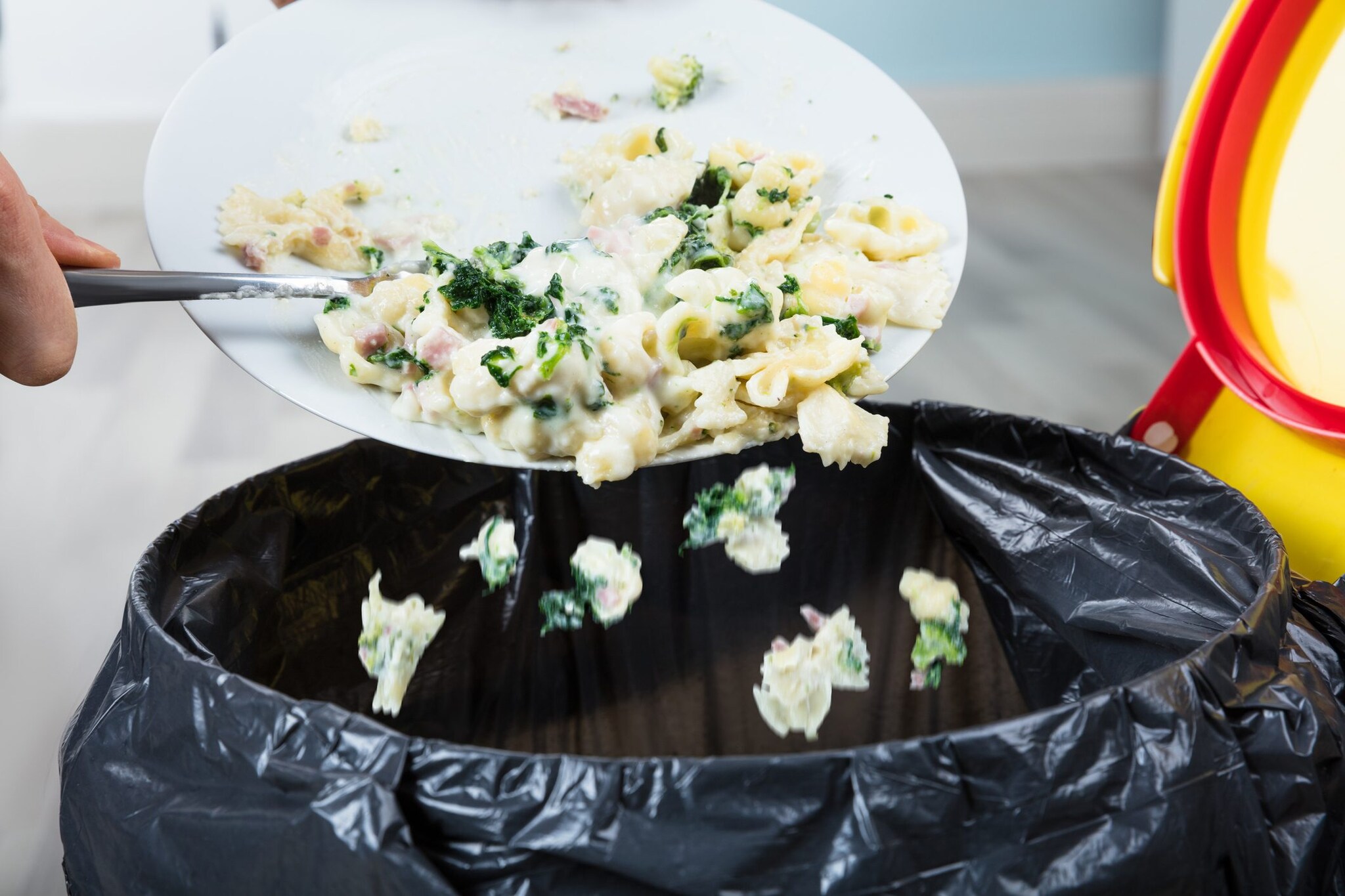 Expired food: 10 foods that can be eaten after the expiry date