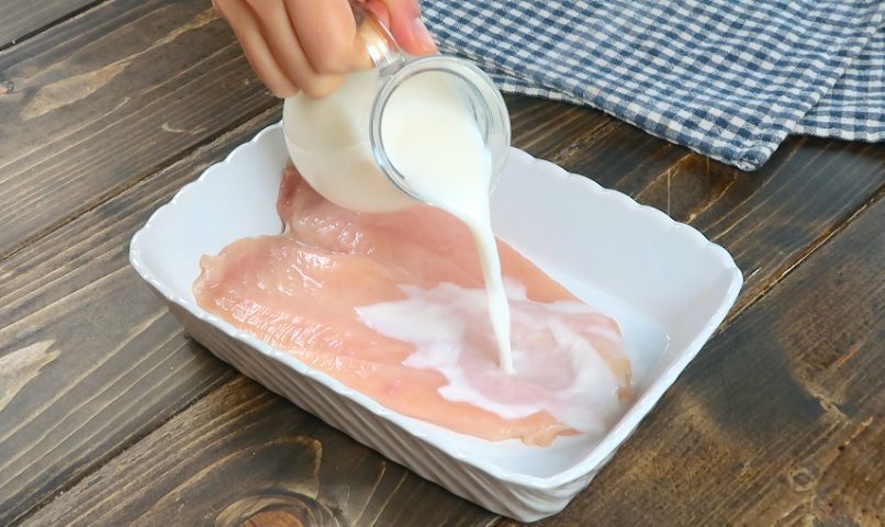 Pour the milk over the chicken: the trick to make a mouth-watering dish