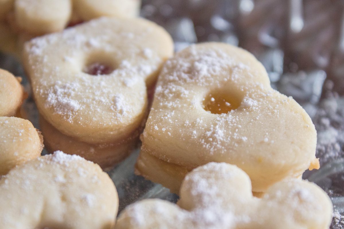 Spitzbuben (German Jam Cookies)
