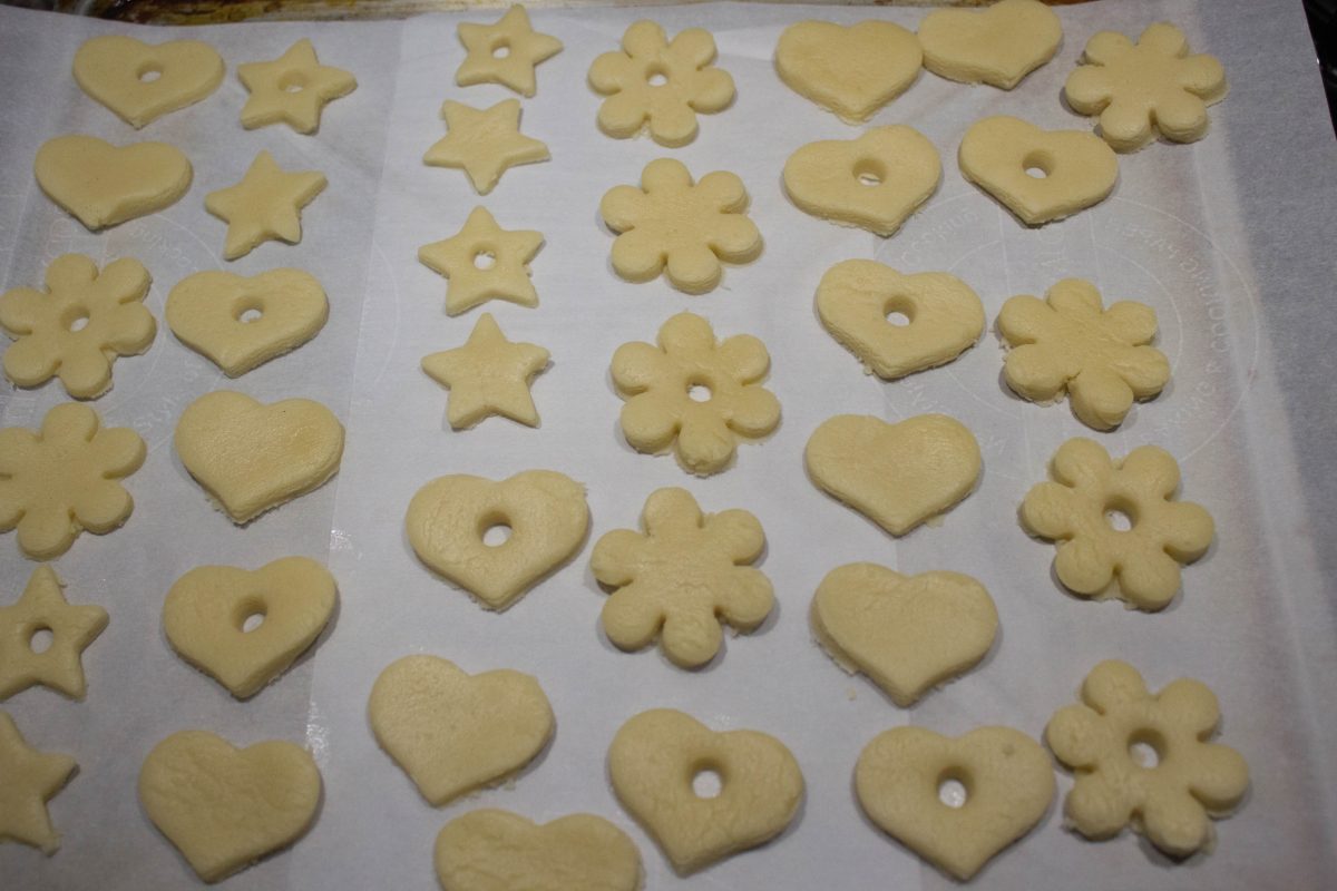 Spitzbuben (German Jam Cookies)