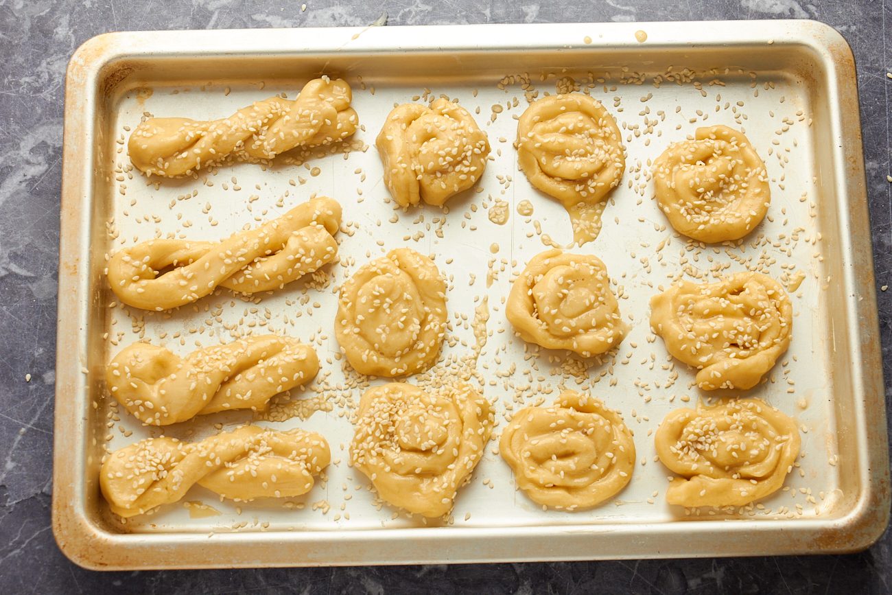 Koulourakia (Greek Easter Cookies)