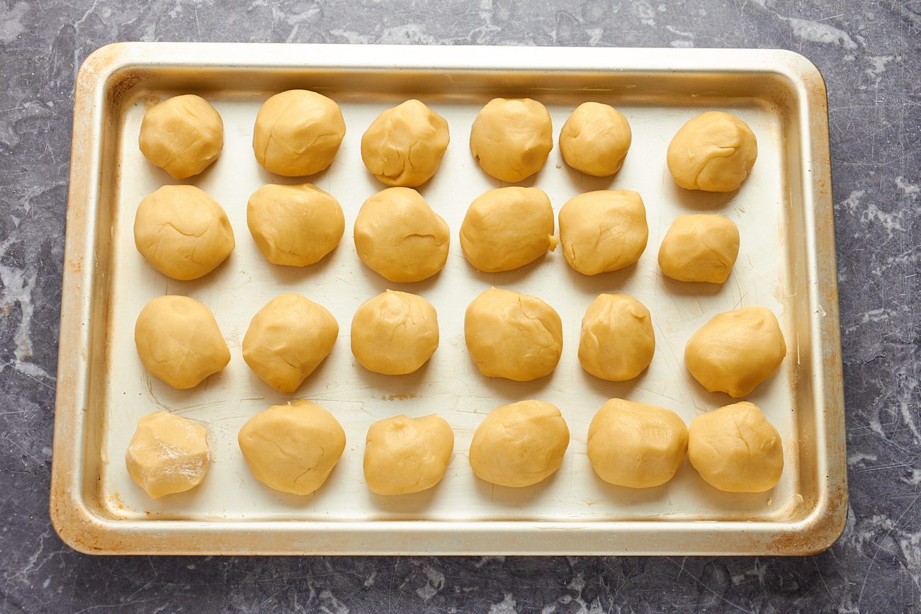 Koulourakia (Greek Easter Cookies)