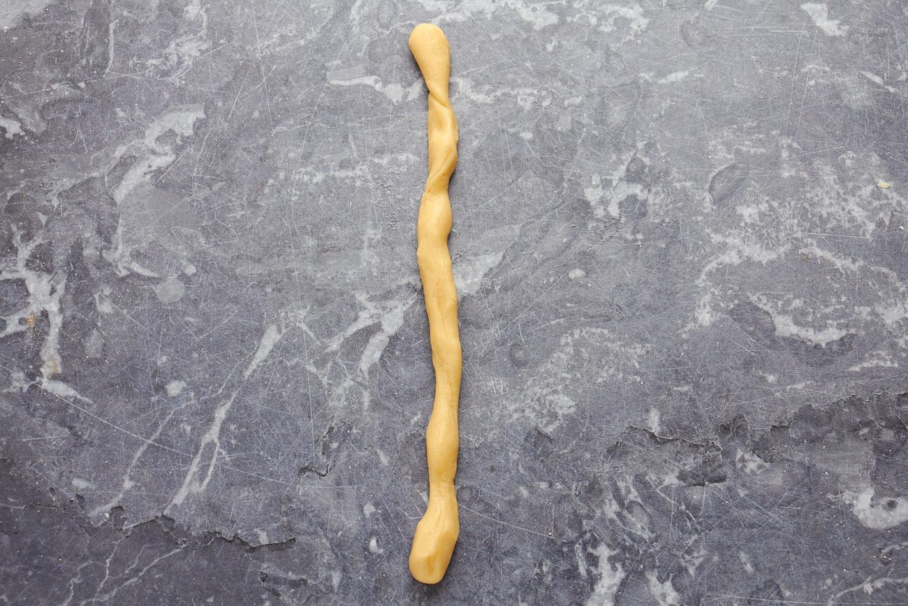 Koulourakia (Greek Easter Cookies)