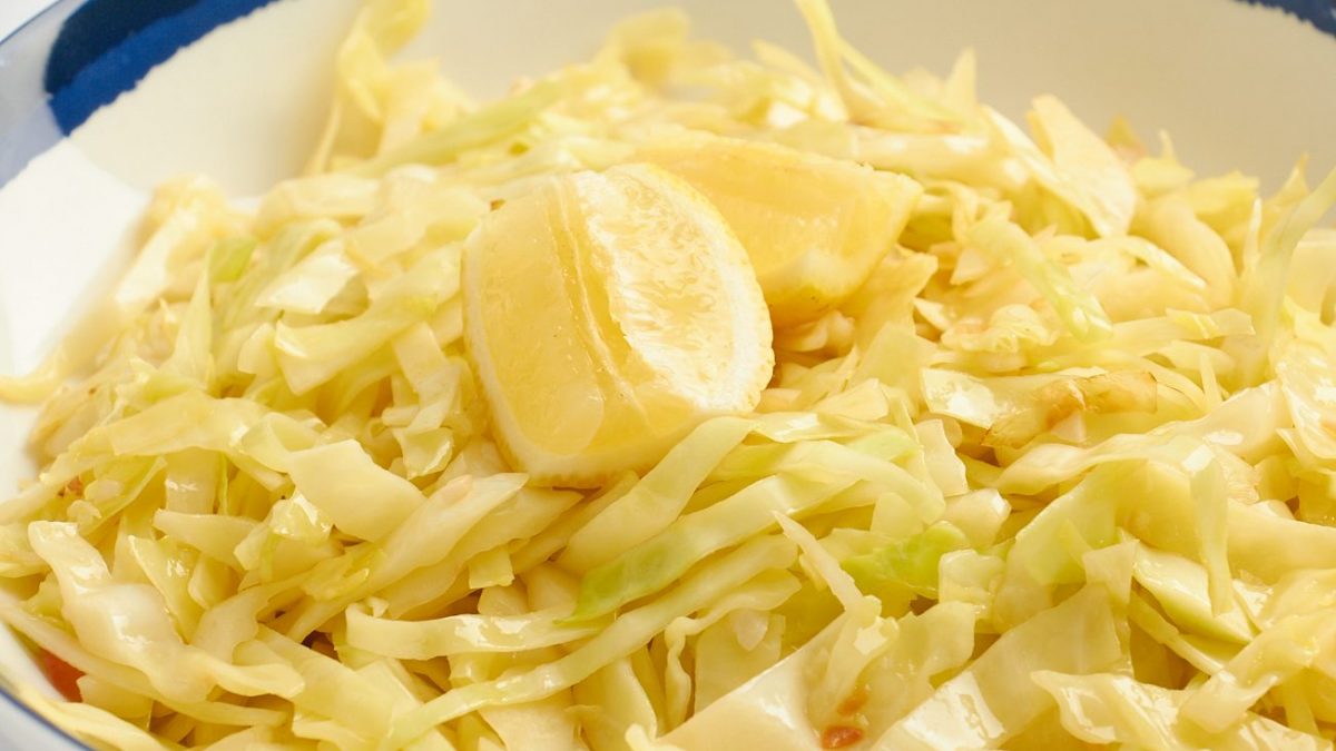 Lemon Garlic Sautéed Cabbage
