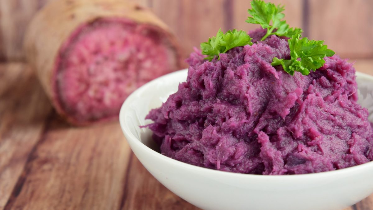 7 Benefits of Purple Yam (Ube), and How it Differs from Taro