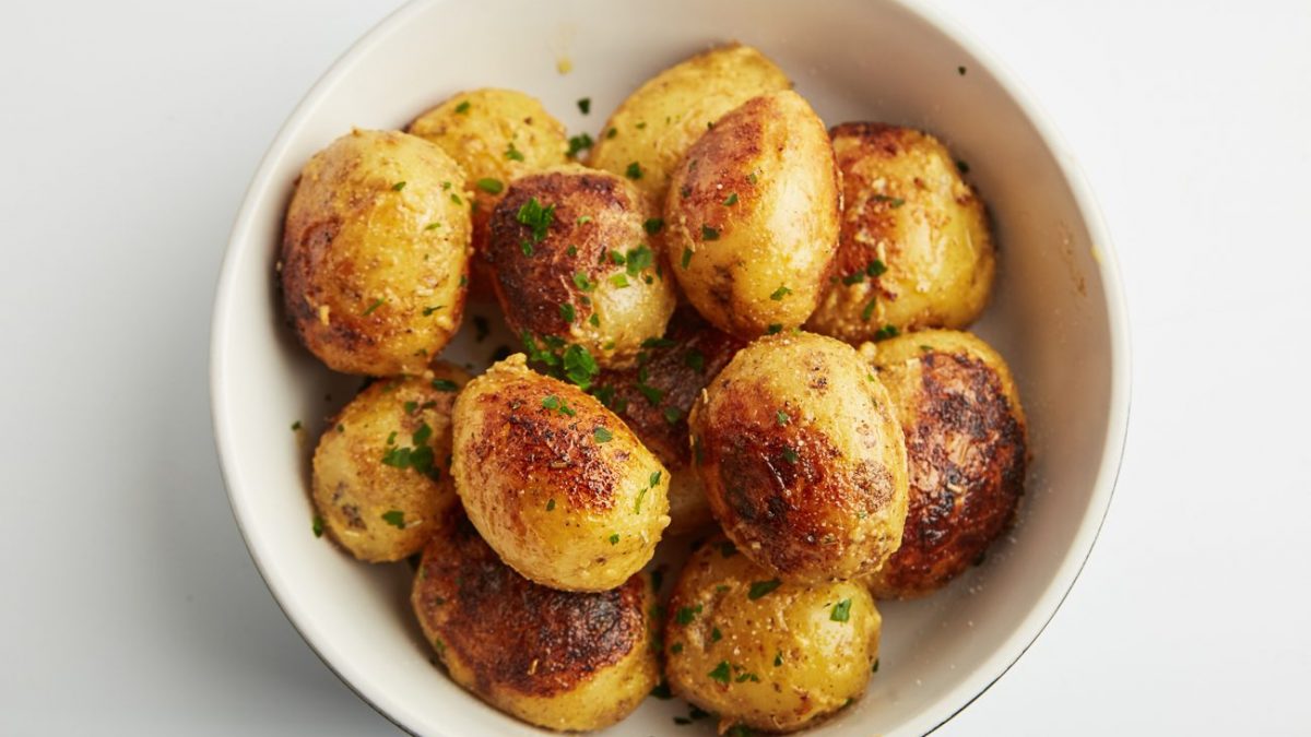 Mustard Roasted Potatoes: a tasty tip to make them very special