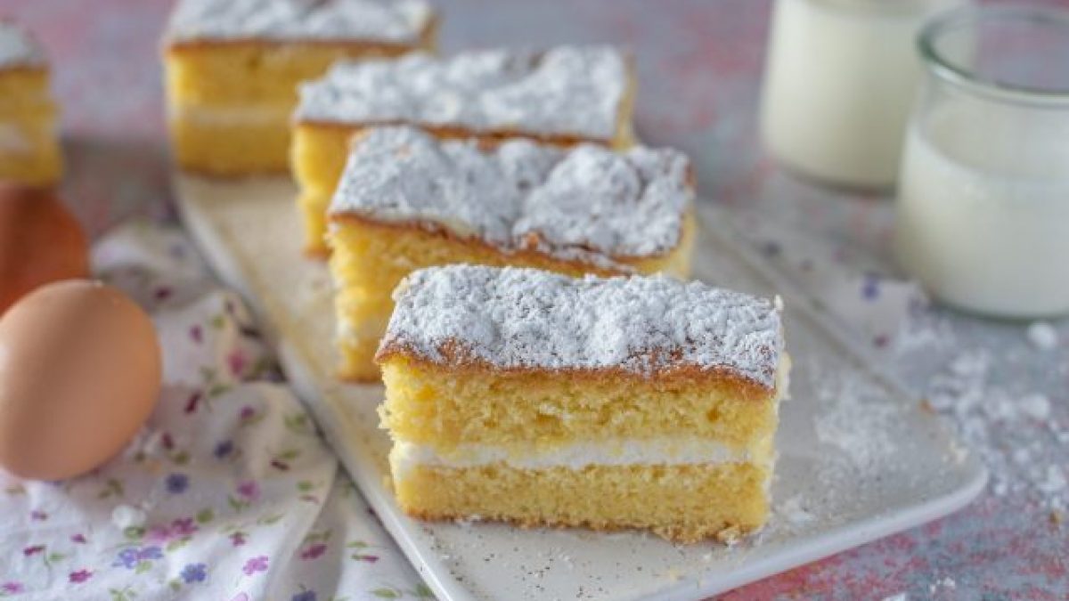 Paradise sponge cake bars: the recipe for a delicious dessert