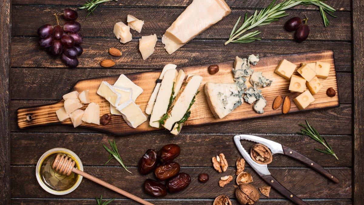 Create the Perfect Cheese Board in 7 Easy Steps!