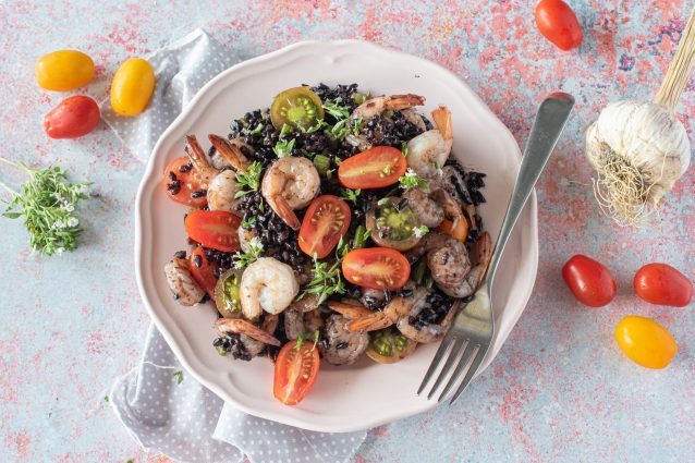 Venere rice with shrimps and cherry tomatoes