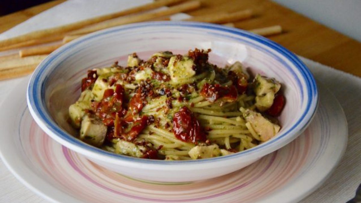 Spaghetti with swordfish and dried tomatoes: the recipe for the ...