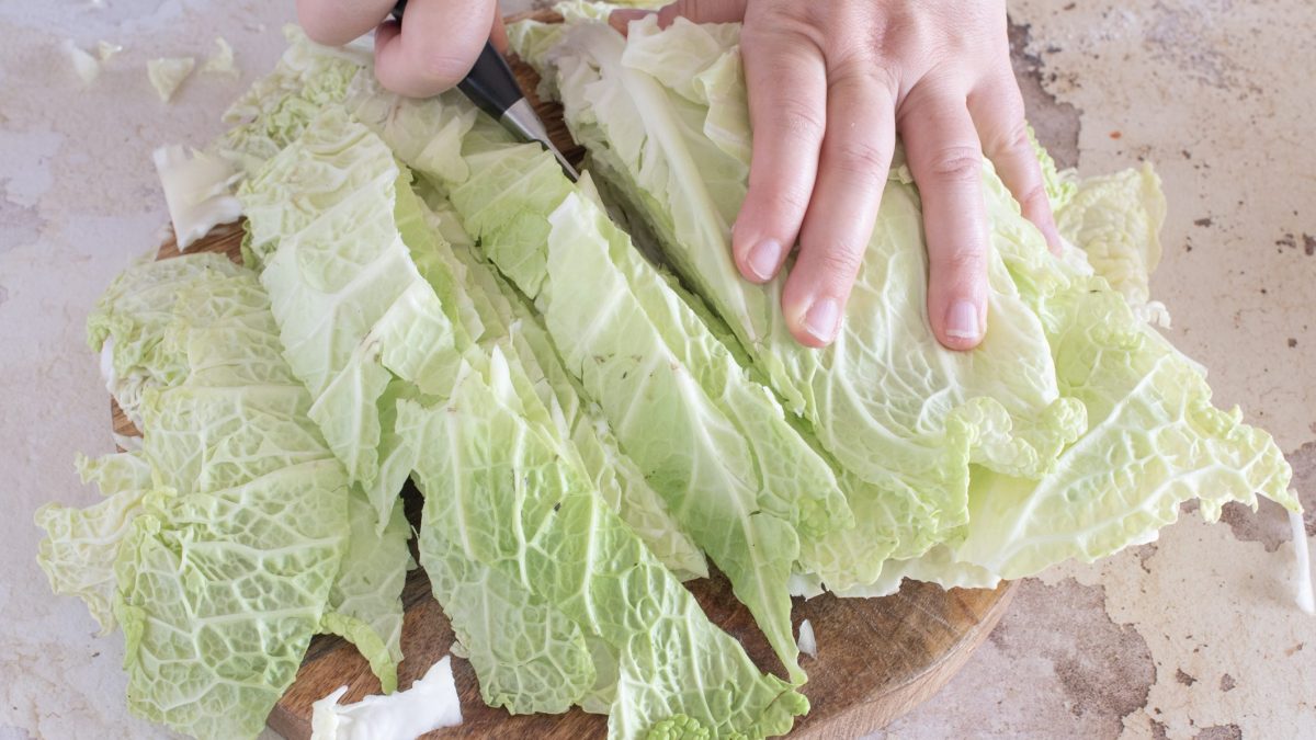 Here's Everything You Need To Know About Boiling Cabbages Perfectly