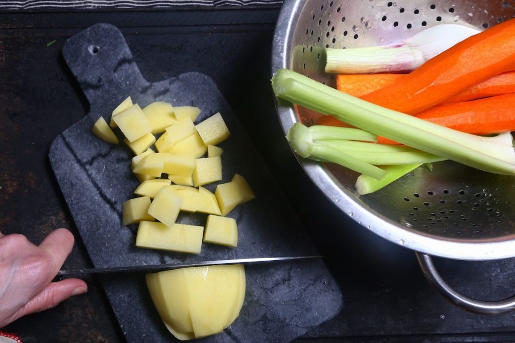 Peasant Chicken: the recipe for a savory and tasty dish