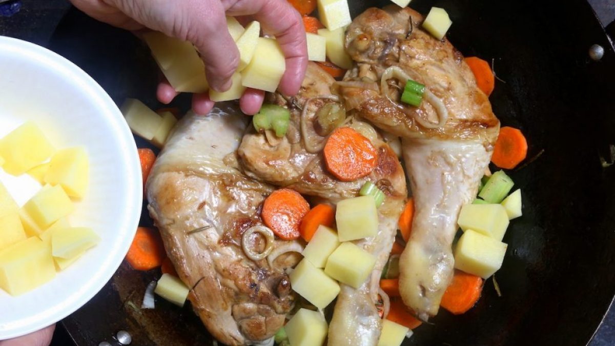 Peasant Chicken: the recipe for a savory and tasty dish