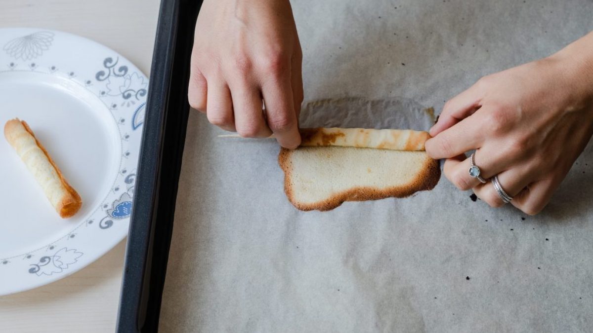 Pirouette Cookies (Parizske Pecivo): the recipe for a delicious Czech ...