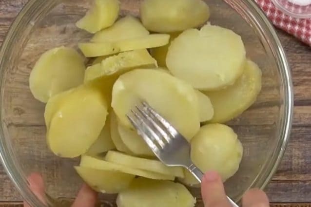 Fried Mashed Potato Sticks: the tasty appetizer recipe