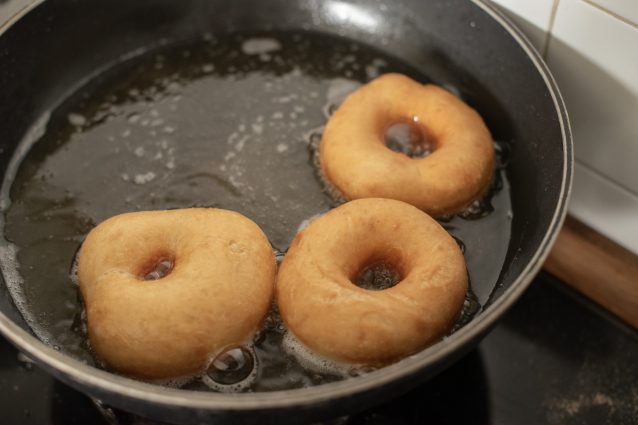 Neapolitan Donuts (Graffe): the recipe for a soft and delicious dessert ...