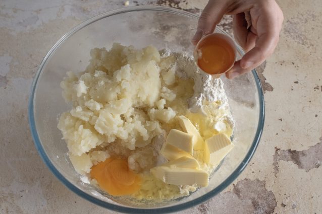 Neapolitan Donuts (Graffe): the recipe for a soft and delicious dessert ...