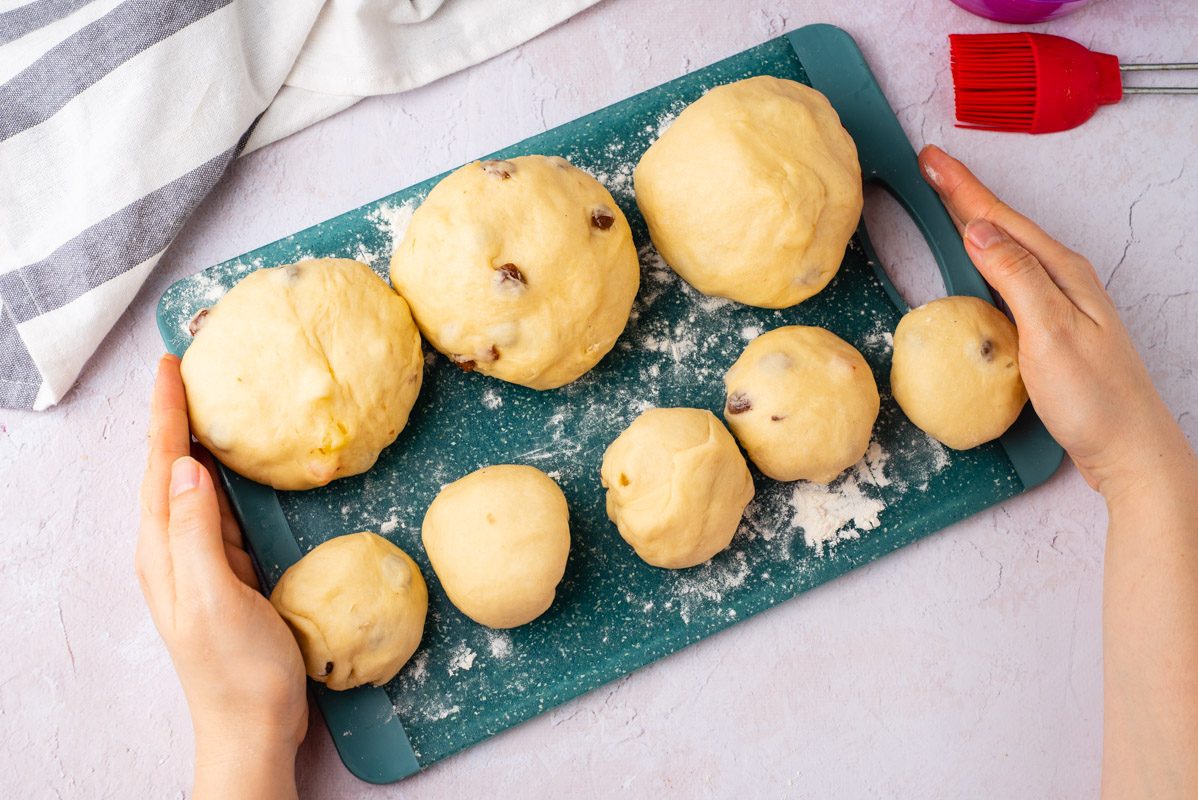 Vánočka (Czech Christmas Bread)
