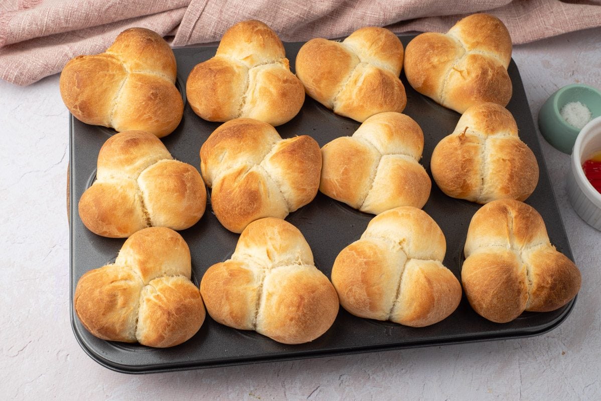 Cloverleaf Rolls Recipe