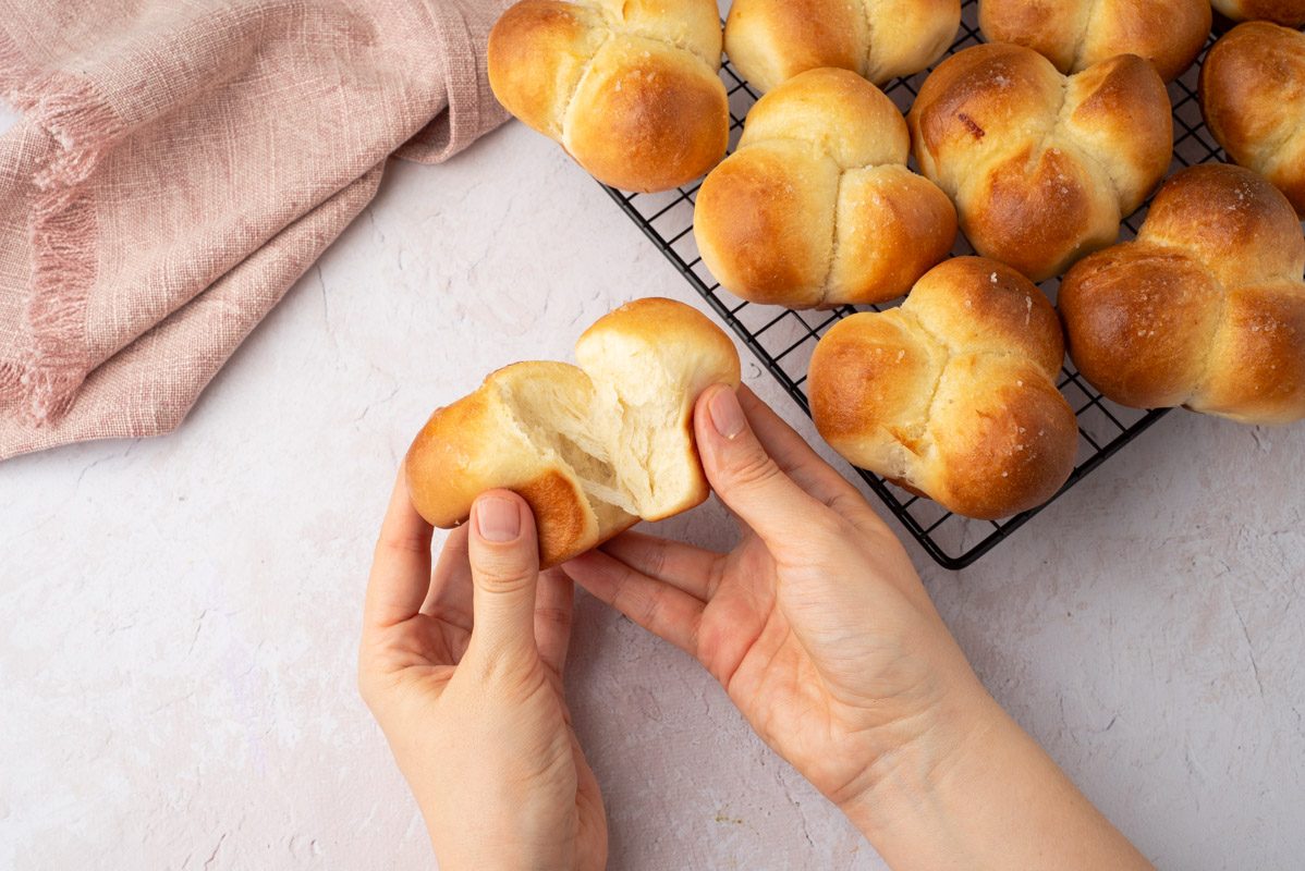 Cloverleaf Rolls Recipe