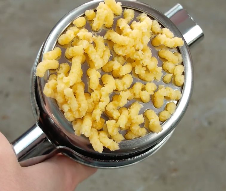 How to make Passatelli