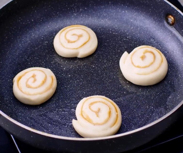 Peanut Butter Rolls Recipe