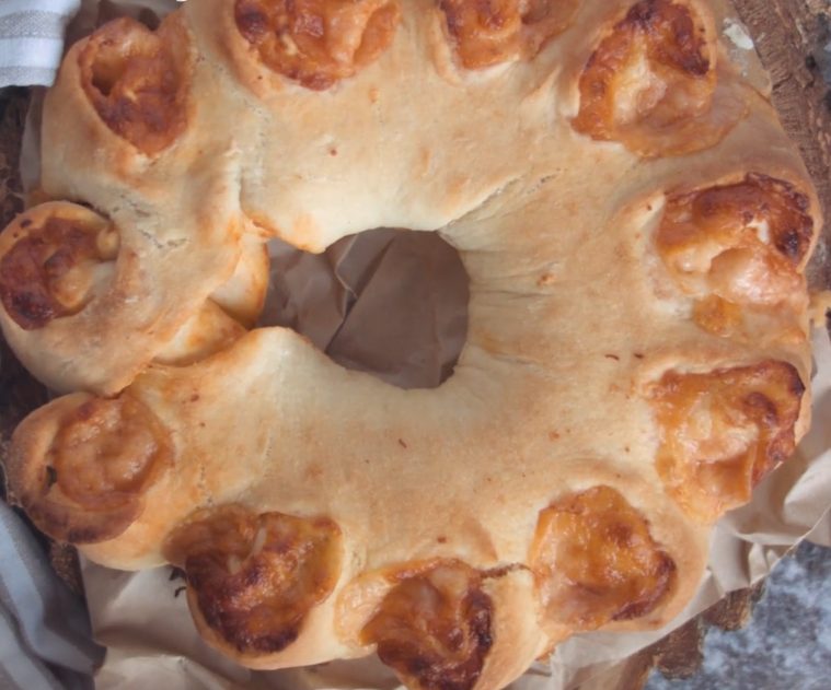 Pizza Crescent Ring Recipe