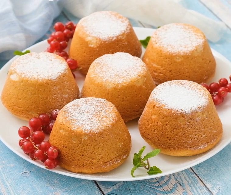 White Chocolate Lava Cakes Recipe