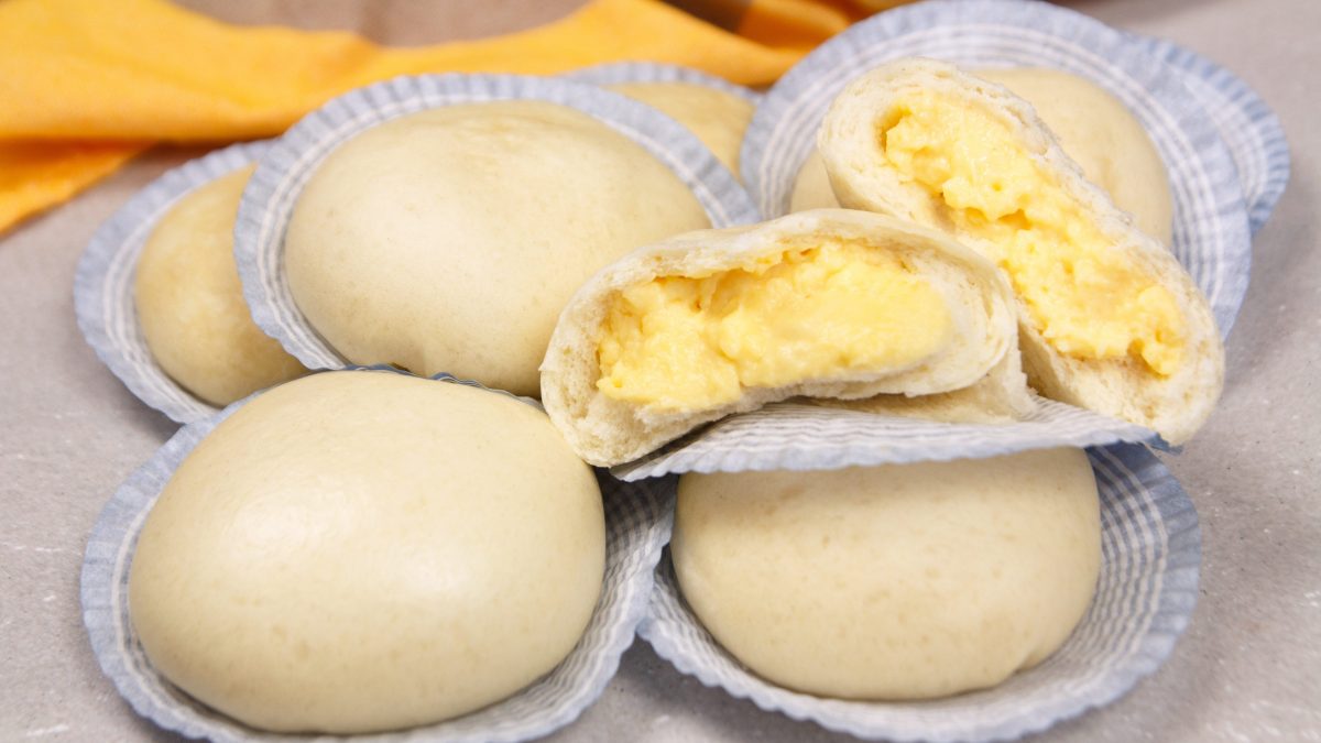 Gua Bao (Taiwanese Pork Belly Buns)