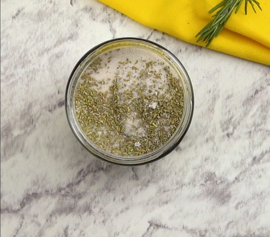 How To Make Flavored Salt (Garlic And Rosemary Salt)